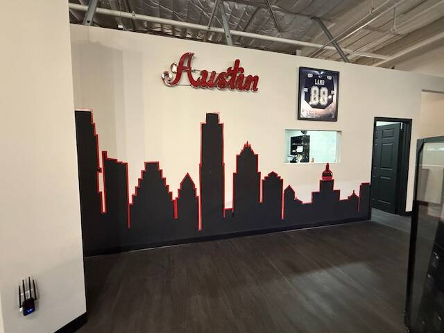 Lucky 7 Cards & Collectibles